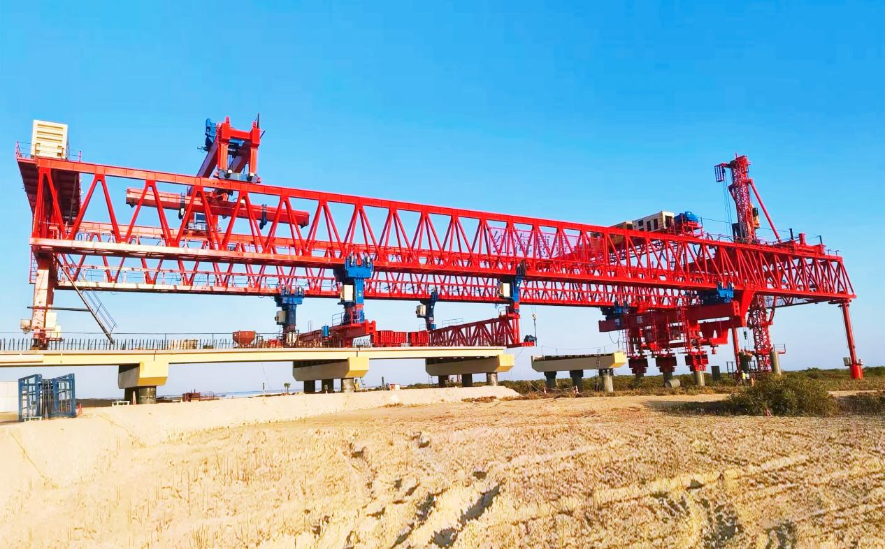 Saudi Arabia’s First Pile-Beam Integrated launcher Crane Successfully ...